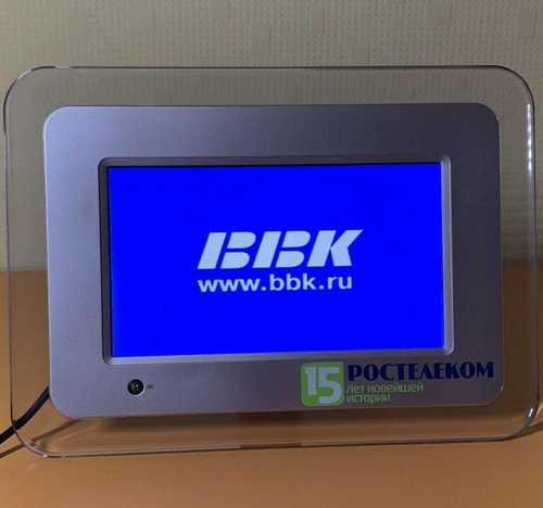 Цифровая фоторамка bbk LF700A