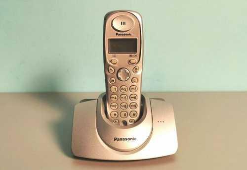 Стационарный радио телефон Panasonic KX-TG1105