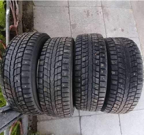 Dunlop Bi-Guard 600L 215/60 R17