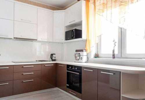 Кухонный гарнитур в стиле модерн в Омске