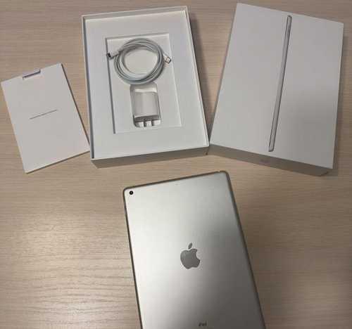 iPad 9 (9th Generation) 64GB Wi-Fi