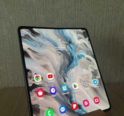 Samsung Galaxy Z Fold4, 12/256 ГБ