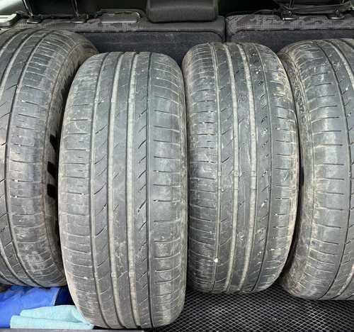 Tracmax X-Privilo TX1 215/55 R17