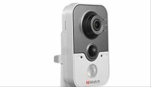Видеокамера HiWatch DS-T204 (2.8 mm)