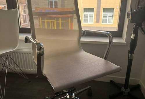 Компьютерное кресло EasyChair 702 T офисное