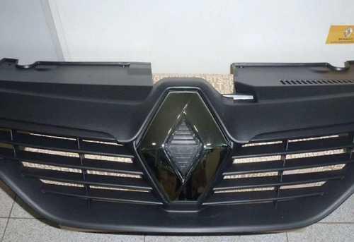 Решетка радиатора renault logan/sandero 14-18