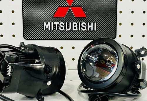 Противотуманные фары Mitsubishi Pajero 4 Premium