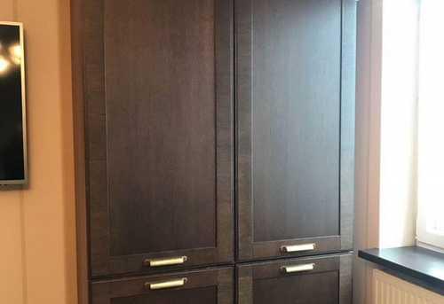 Шкаф со встроенным холодильником Liebherr