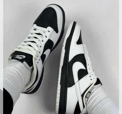 Kpoccoвки Nike Dunk Low Retro Reverse Panda