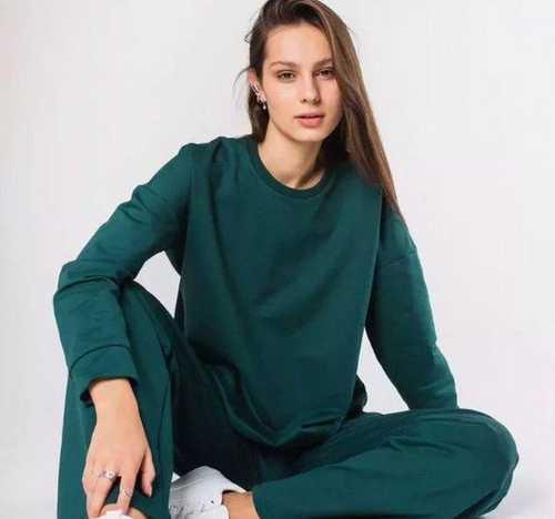 Костюм женский