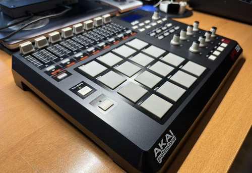 Midi-контроллер Akai MPD32