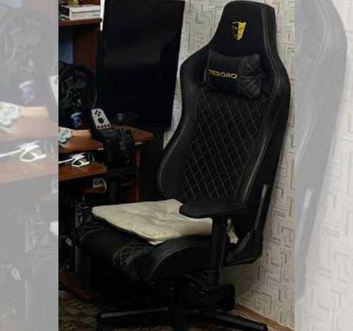 Игровое кресло tesoro F750