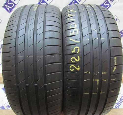 Goodyear EfficientGrip Performance 225/50 R17 92N