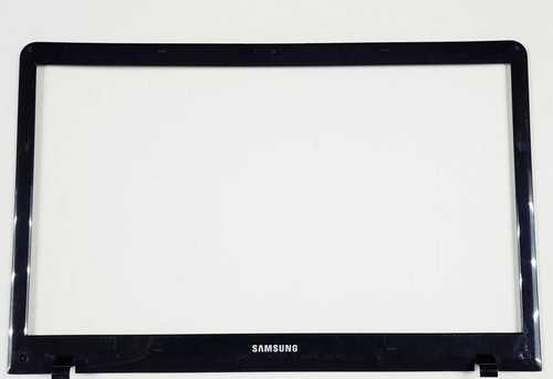 Рамка экрана ноутбука Samsung NP350E7C