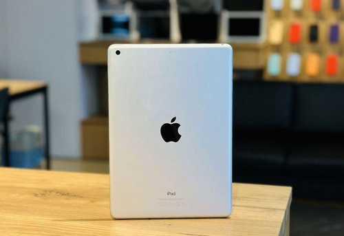Apple iPad 5 (2017) 128GB Silver Wi-Fi бу