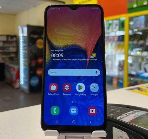 Samsung Galaxy A10, 2/32 ГБ