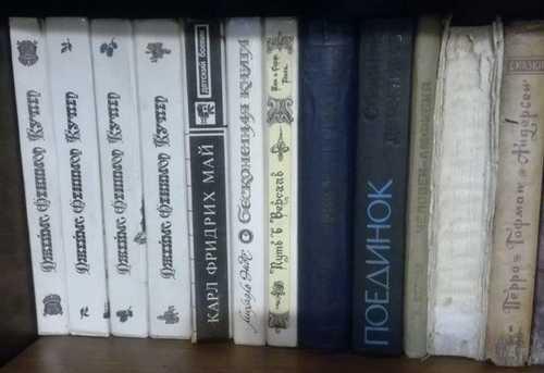 Книги разных жанров