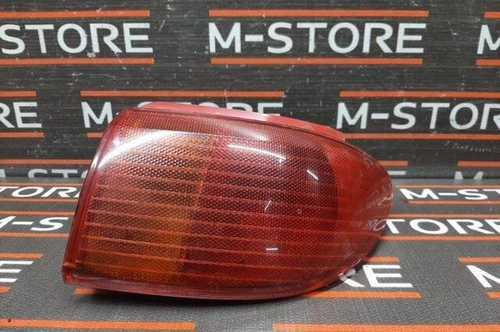 Фонарь задний правый Mazda Demio DY5W 2002