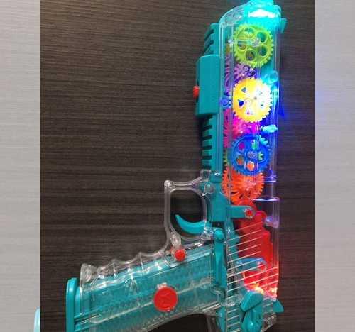 Игрушечный пистолет