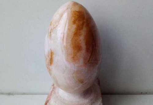 Статуэтка. Яйцо из натурального камня. Оникс