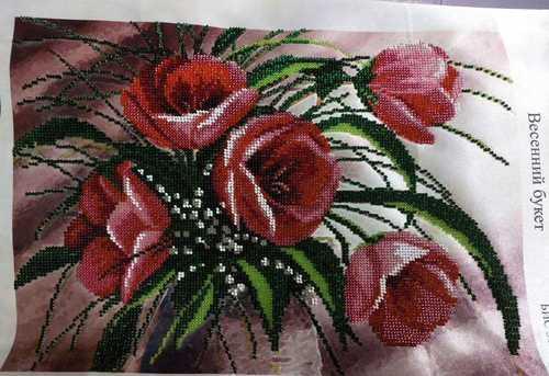 Картина вышитая бисером весенний букет тюльпанов