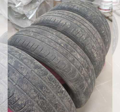 Kumho Ecowing ES01 KH27 195/65 R15