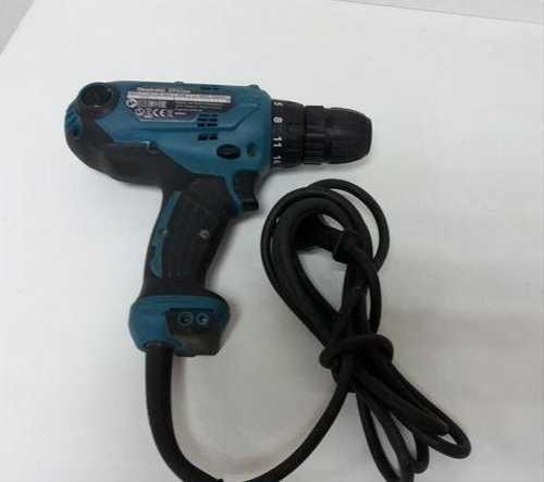 Шуруповерт Makita DF0300