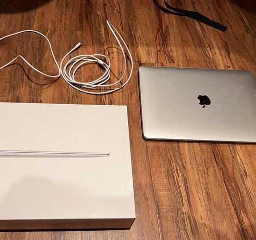 Apple macbook air 13 2020 m1 8gb 256