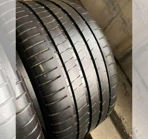 Michelin Pilot Super Sport 295/35 R20