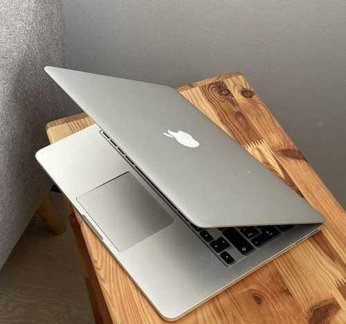 Apple macbook pro 13