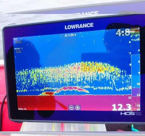 Эхолот Lowrance hds 12 live