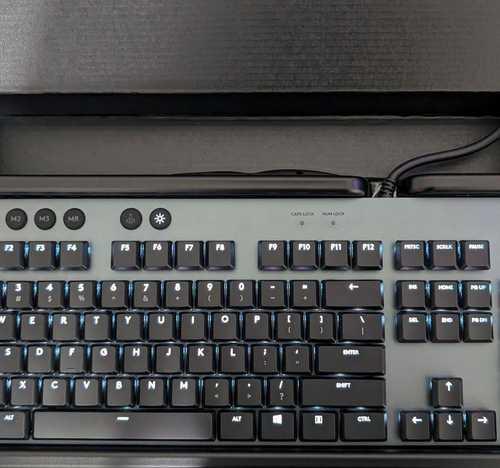 Logitech G813 GL Linear EN