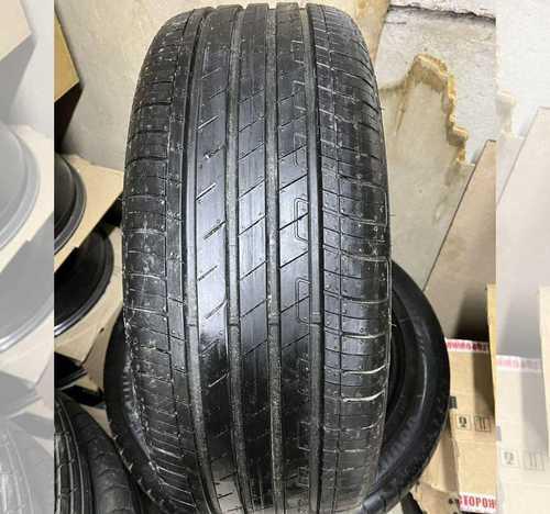 Goodyear EfficientGrip Performance 215/55 R17 94V