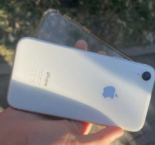 iPhone Xr, 128 ГБ