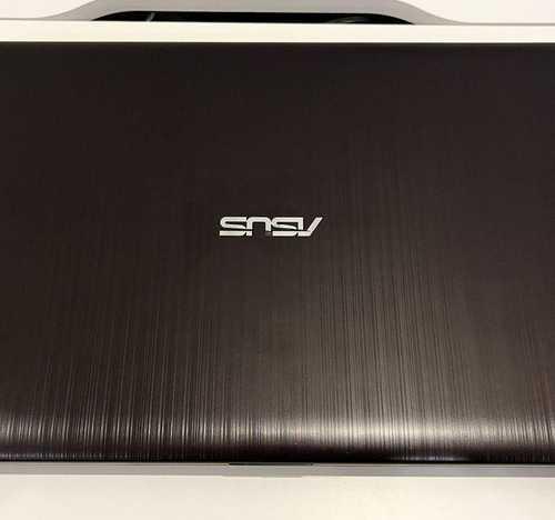 Asus 2018г/ Intel N4200 4x2,5GHz/ 4GB/ 512GB SSD