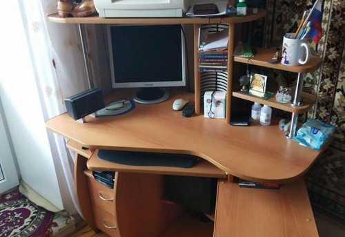 Компьютерный стол и компьютер бу