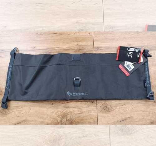 Гермомешок для байкпакинга Acepac Bar Drybag 8L