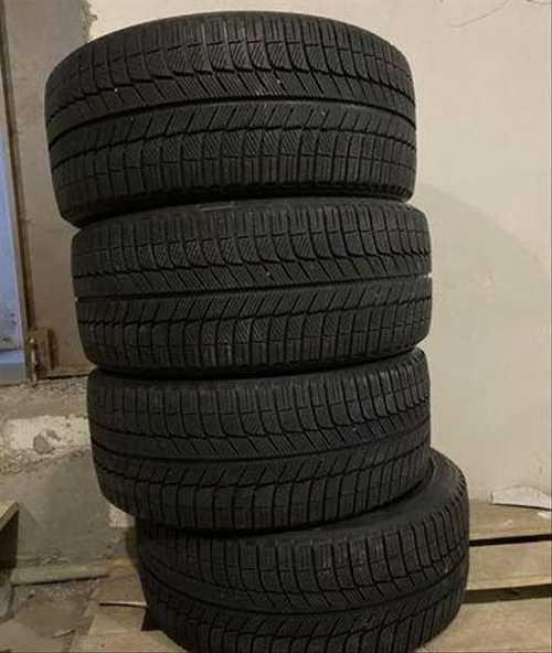 Michelin Agilis 245/40 R19