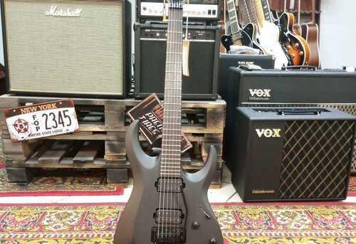 Cort X500 Menace Black Satin