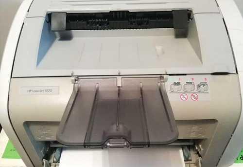 Принтер лазерный HP LaserJet 1020 + картридж
