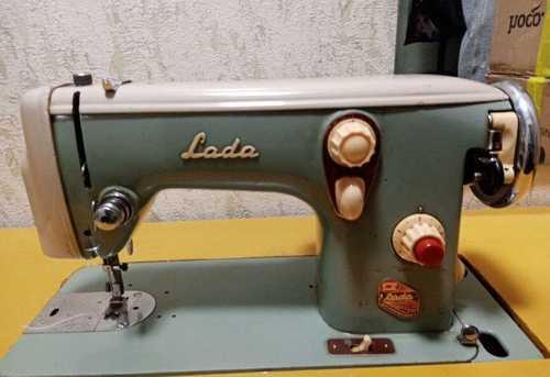 Швейная машина LADA, Чехословакия