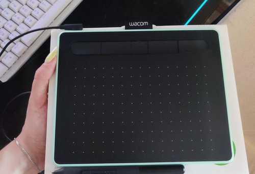 Графический планшет Wacom Intuos S Bluetooth