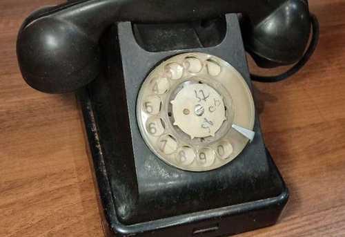 Старинный дисковый телефон Vef