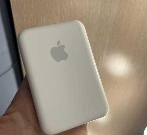 Внешний аккумулятор Apple MagSafe