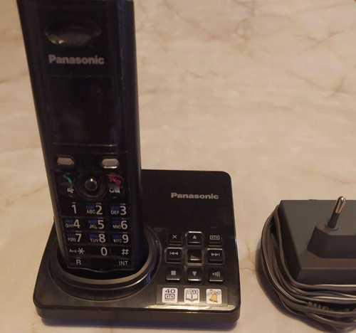 Радиотелефон Panasonic модель KX-TG8225RU