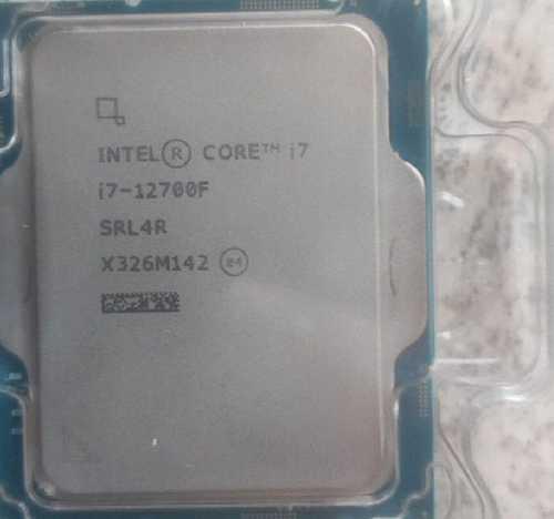 Intel i7 12700f