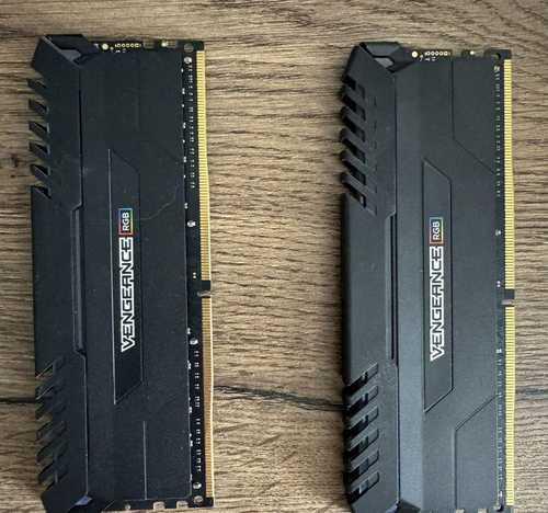 Corsair vengeance rgb (2x8) 16GB