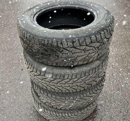 Tigar SUV Winter 215/65 R16