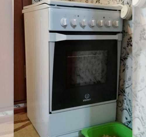 Плита электрическая бу. indesit