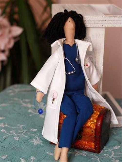 Подарок врачу - кукла тильда